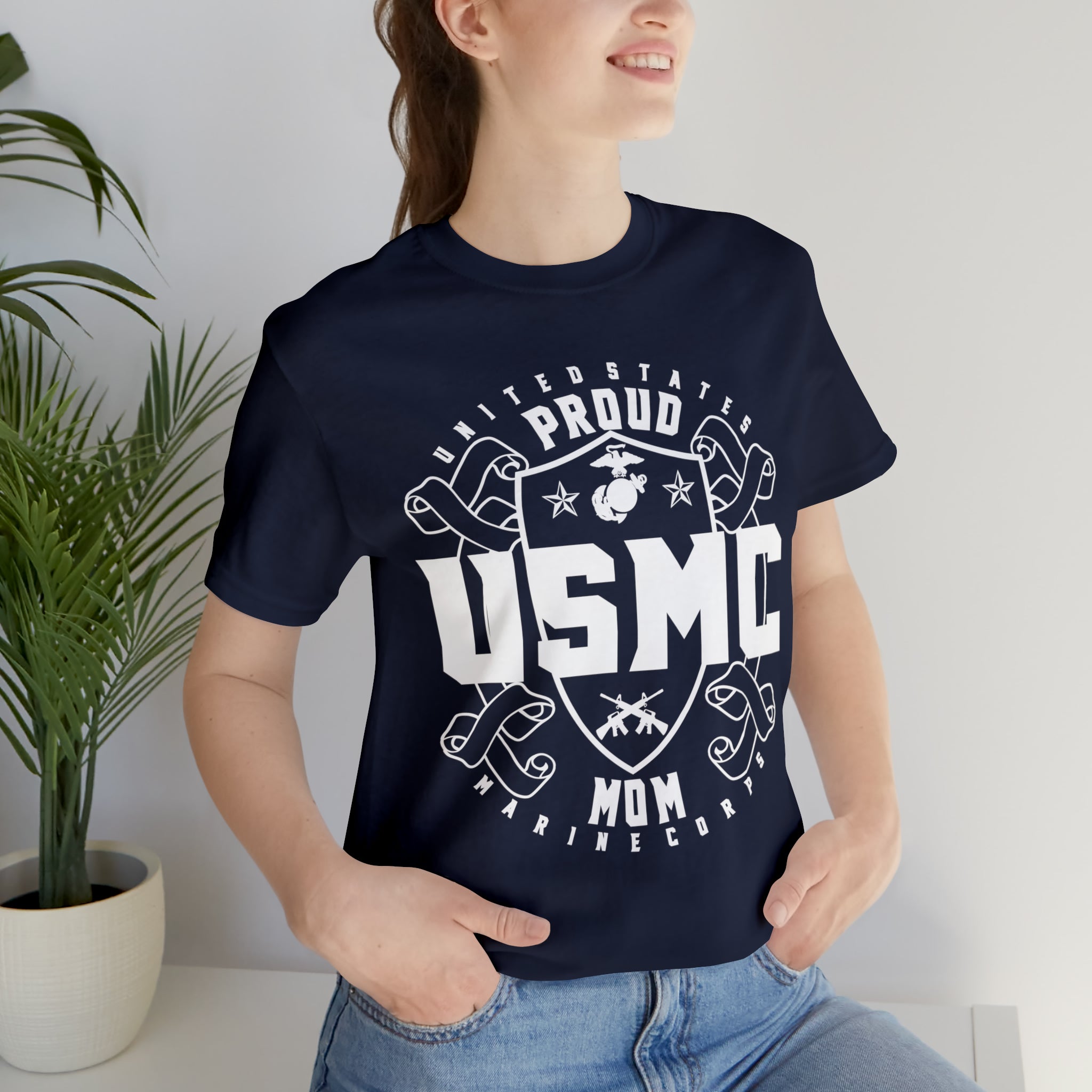 "USMC Mom" - Unisex Short Sleeve Tee – Chickatees